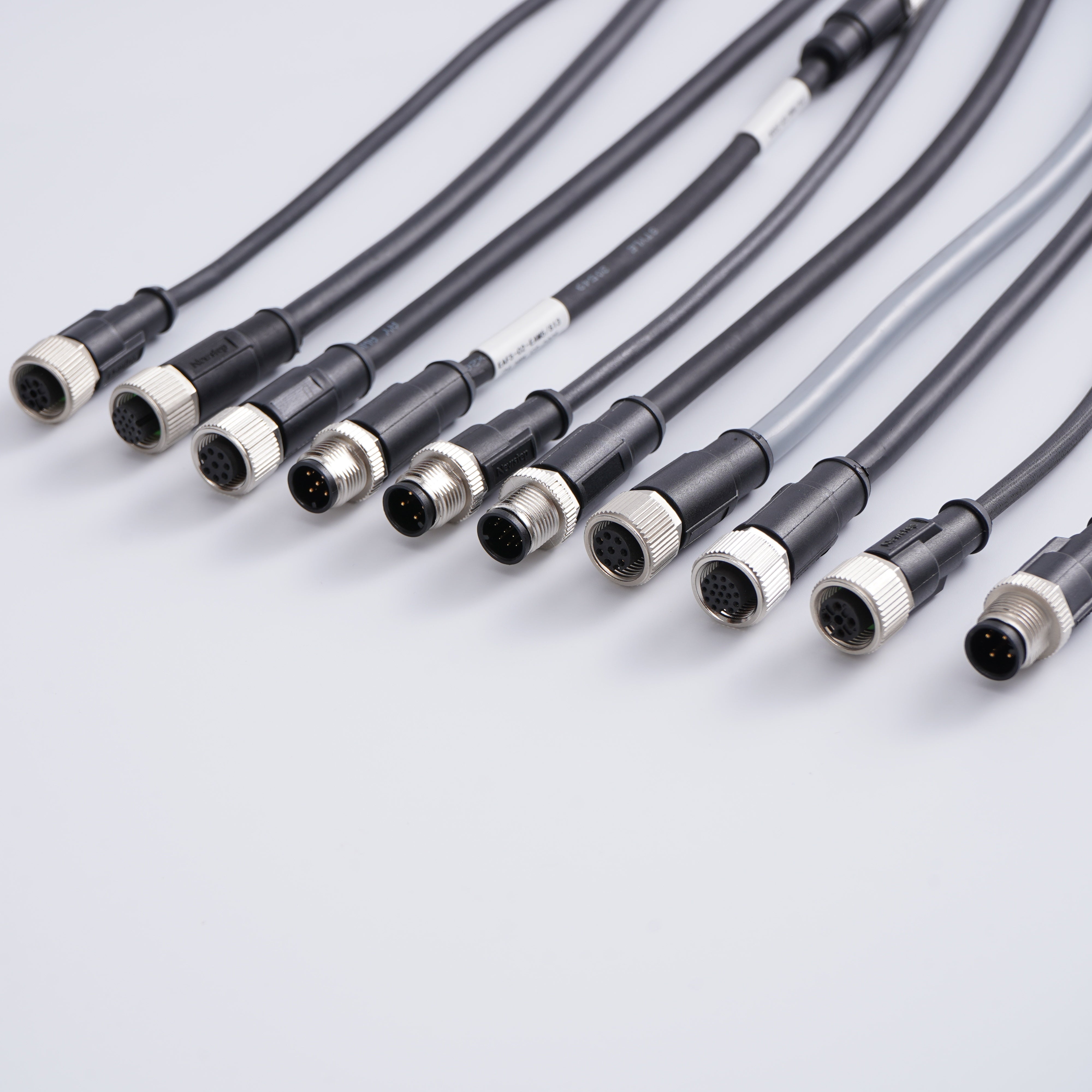 M12 round connector, injection molded – Newstep Group